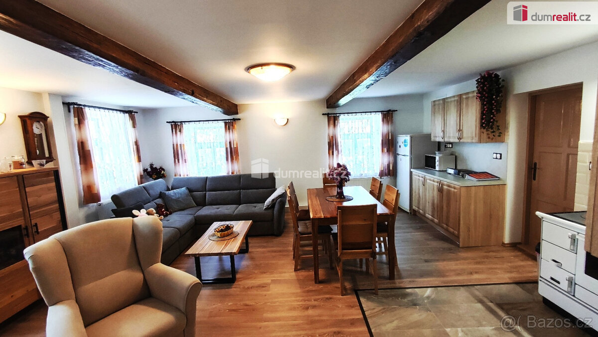 Vesnická usedlost - statek ve výborném stavu 281/3071 m2 - Litoměřice ...