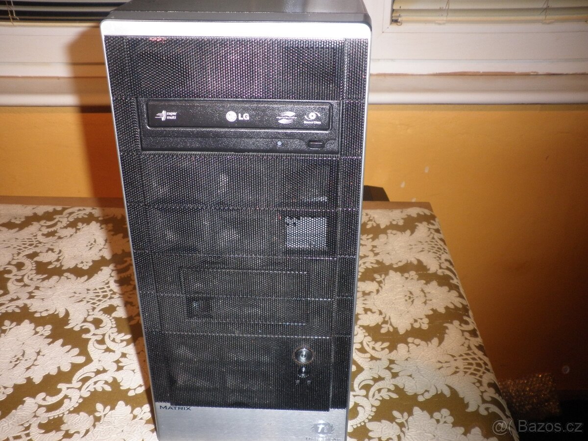 V PC je Windows ,office a jiné - Ústí nad Labem | Bazoš.cz