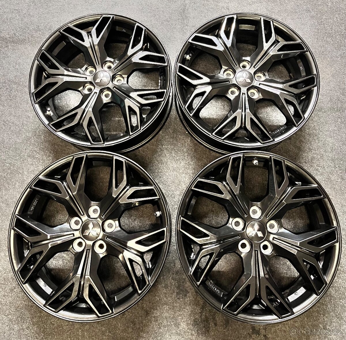 5x114,3 R18 Mitsubishi Outlander / Exlipse - zánovní - Mladá Boleslav ...