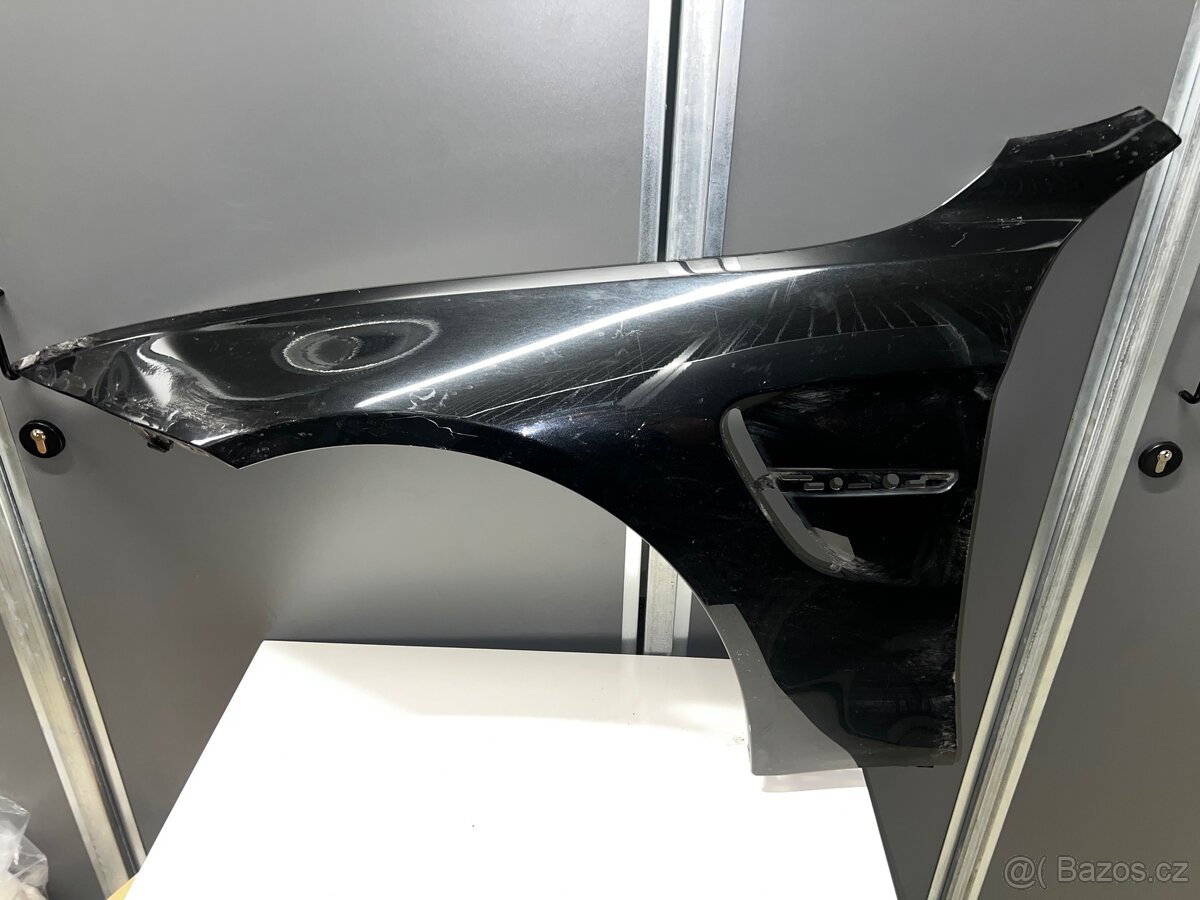 originální blatník – BMW M4 F82 (levý) - Praha 1 | Bazoš.cz
