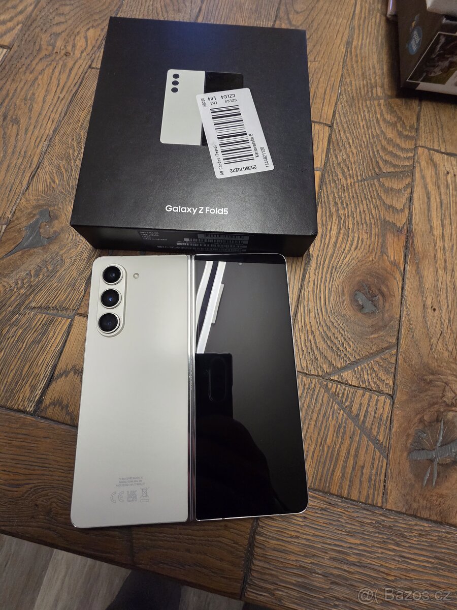 Samsung Galaxy Z Fold5 12GB/256GB béžová - Sokolov | Bazoš.cz
