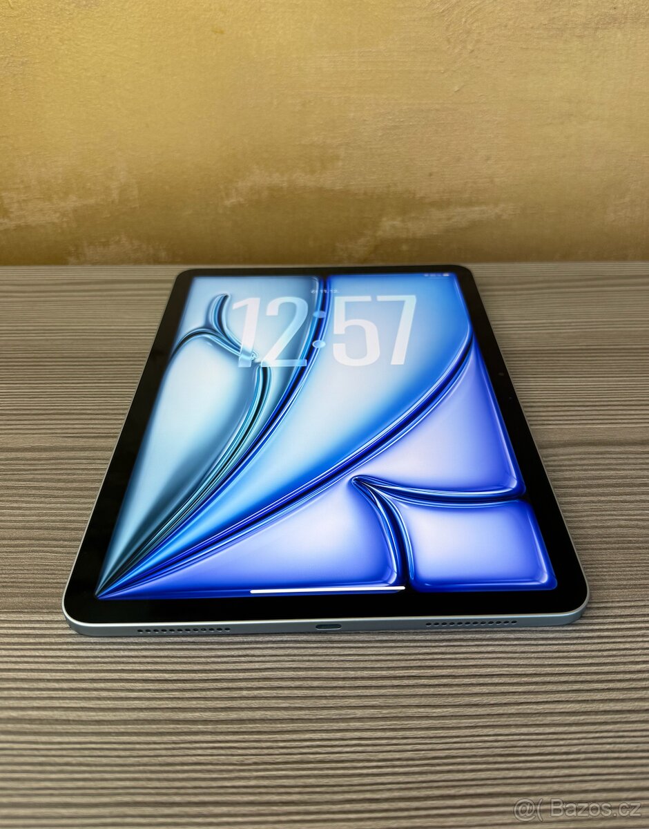 Apple iPad Air 11" 2024 M2 128GB, komplet, modrá - Brno | Bazoš.cz