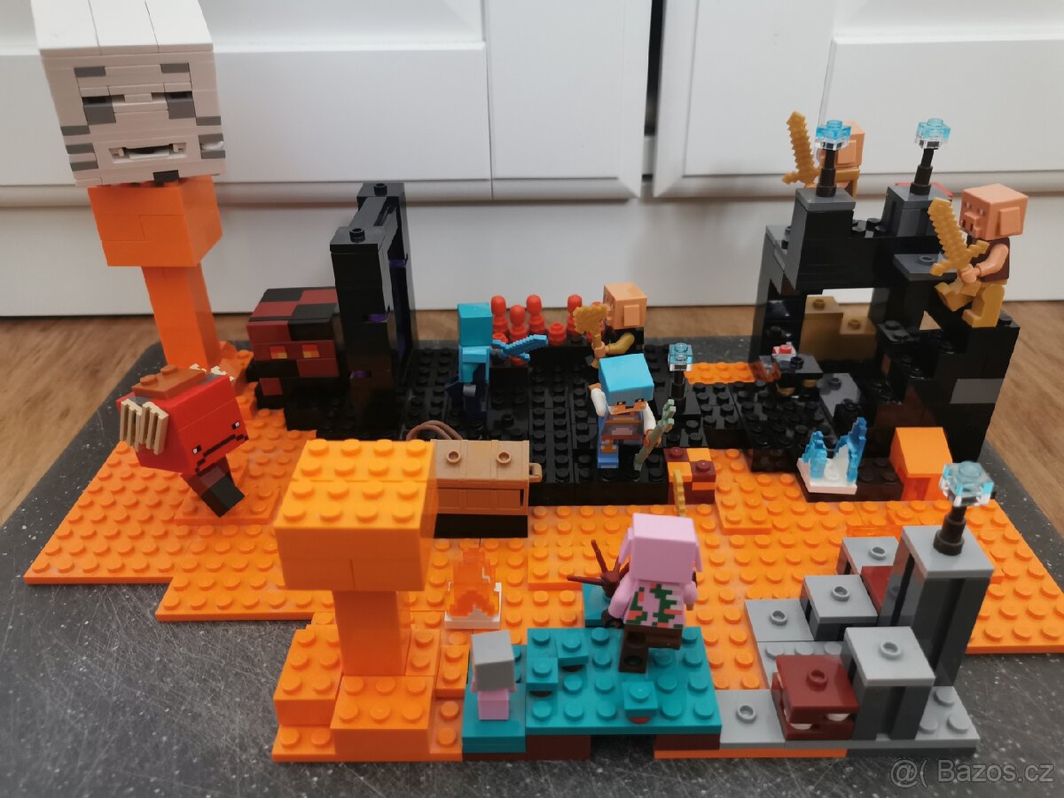 Lego Minecraft Podzemní hrad + Ghast + Zombie baby prase - Praha 5 ...