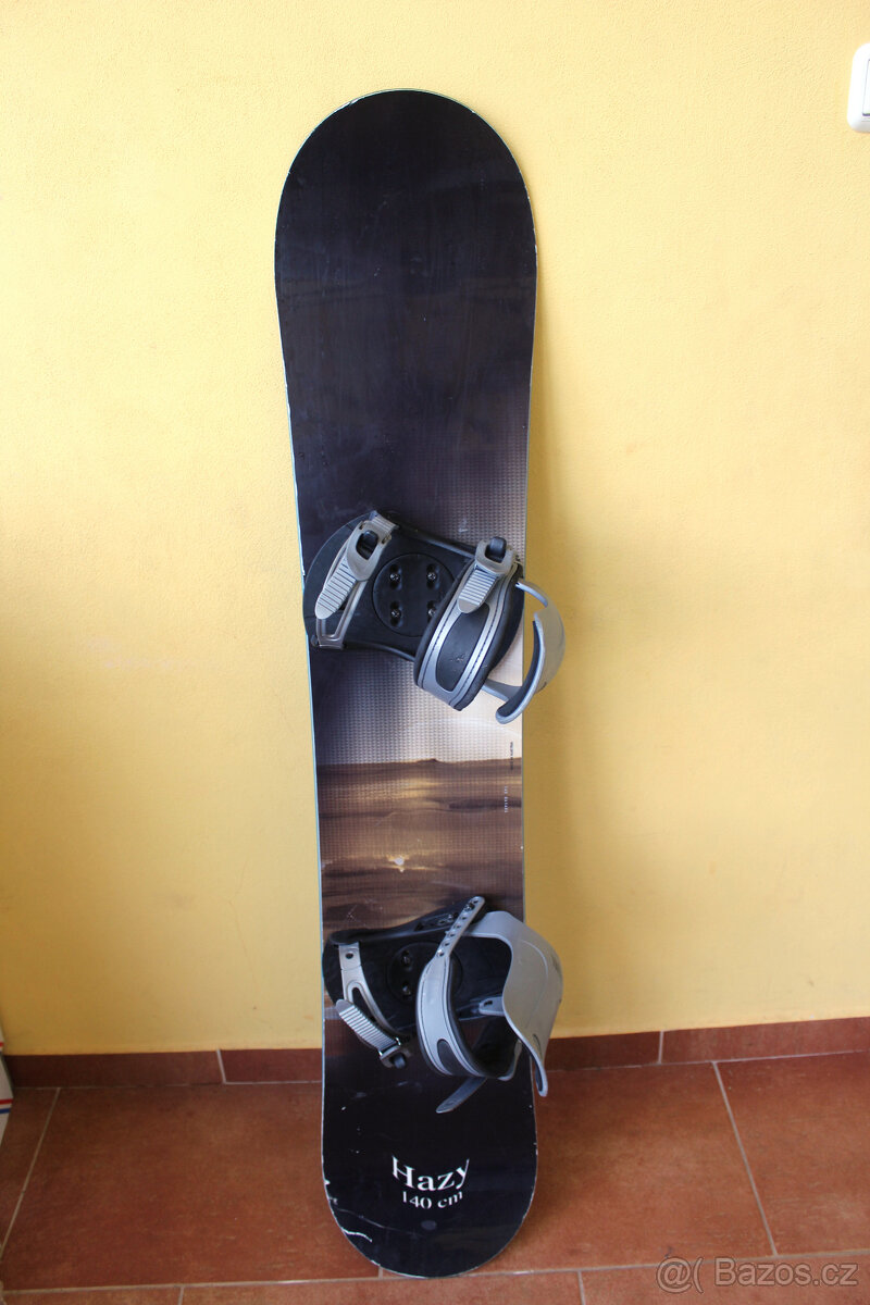 Snowboard Hazy s vázáním. Délka 140 cm, Hranice na Moravě - Přerov ...
