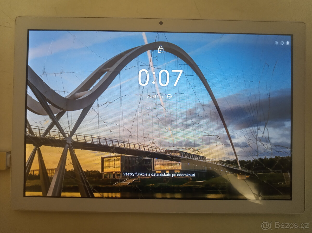 IGET SMART W2022 - (funkční s myší, zaheslován, OK baterie) - Zlín | Bazoš.cz