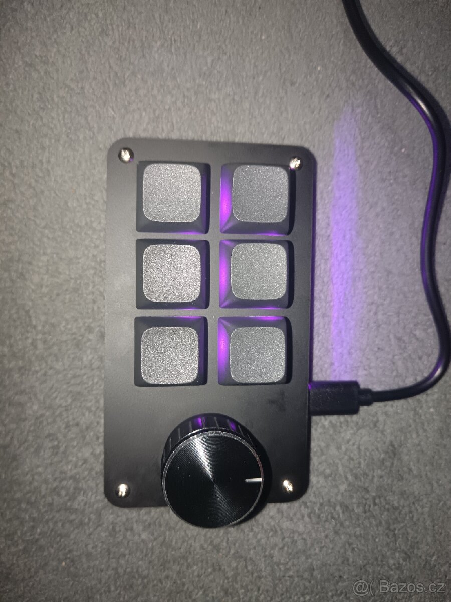 Multifunkční klávesnice - Olomouc | Bazoš.cz