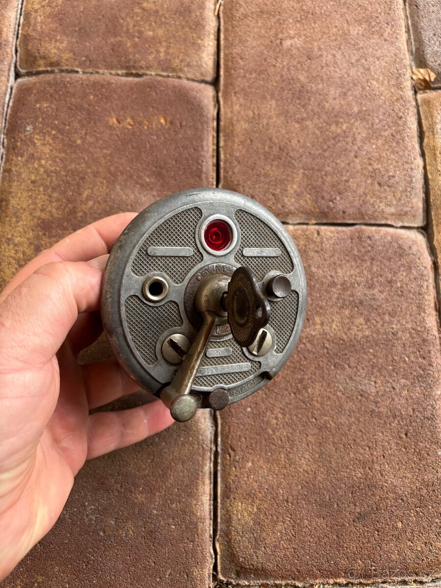 Scintilla spínací skříňka velká - Frýdek - Místek | Bazoš.cz