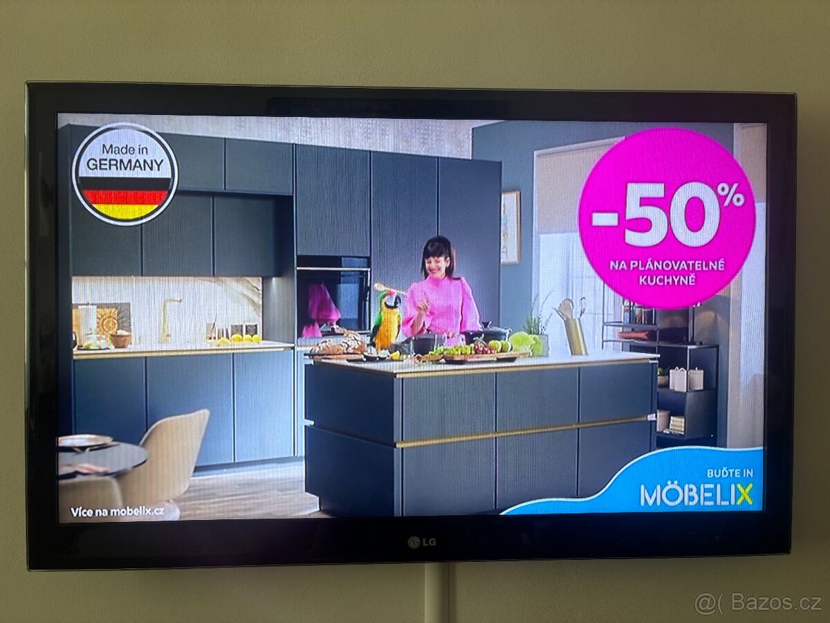 TV LG 107 cm model 42LE5300 - Praha 2 | Bazoš.cz