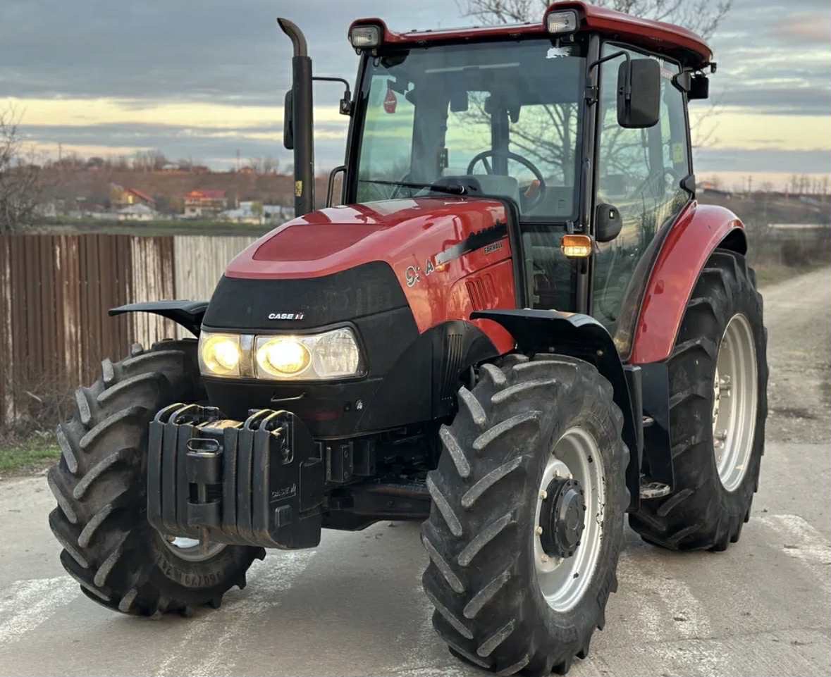 Traktor Case IH Farmall 95 A – rok 2018 | 95 HP (CP) - Jihlava | Bazoš.cz