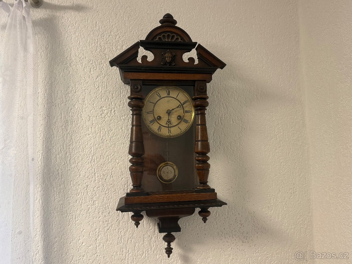 Starožitné dřevěné hodiny židovky Junghans bicí - Plzeň-sever | Bazoš.cz