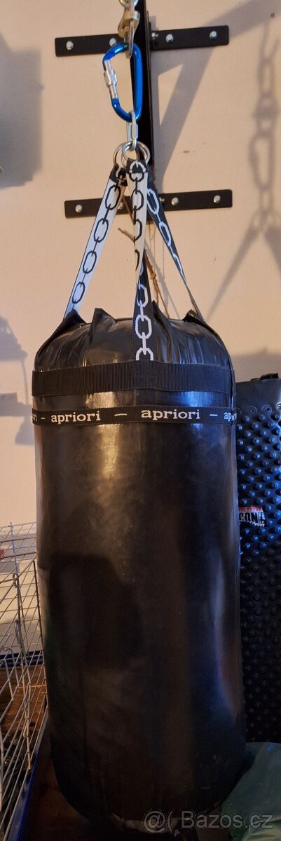 Boxovací pytel + držák - České Budějovice | Bazoš.cz