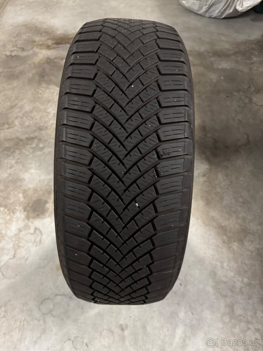 Yokohama BluEarth-Winter V906 SUV 235/55R20 104 V zimní - Praha 8 | Bazoš.cz