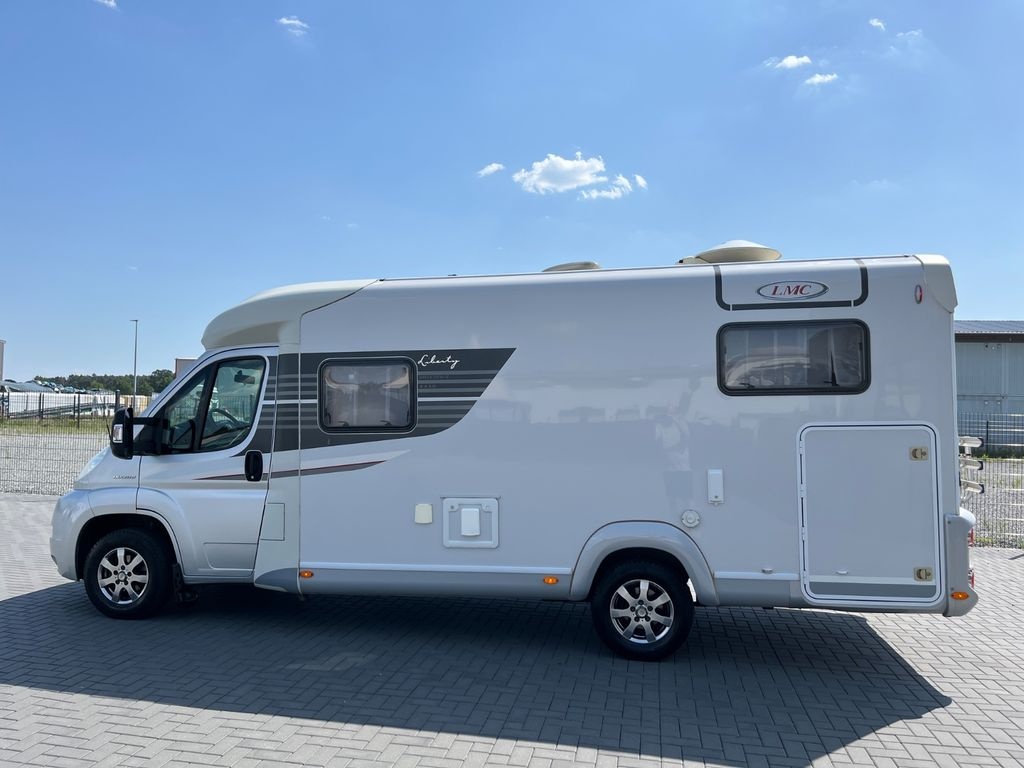 LMC,2013,130ps,klima,tempo,automat,remis,garaz,tv,pekny - Praha 8 | Bazoš.cz