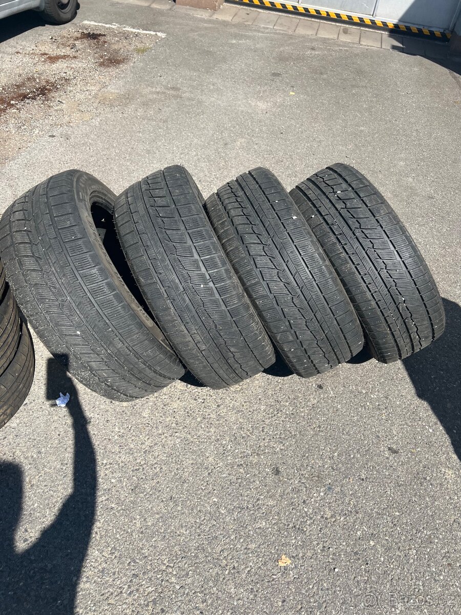 ZIMNÍ PNEU 235/55 R19 FORTUNE SNOWFUN FSR-901 - Třebíč | Bazoš.cz