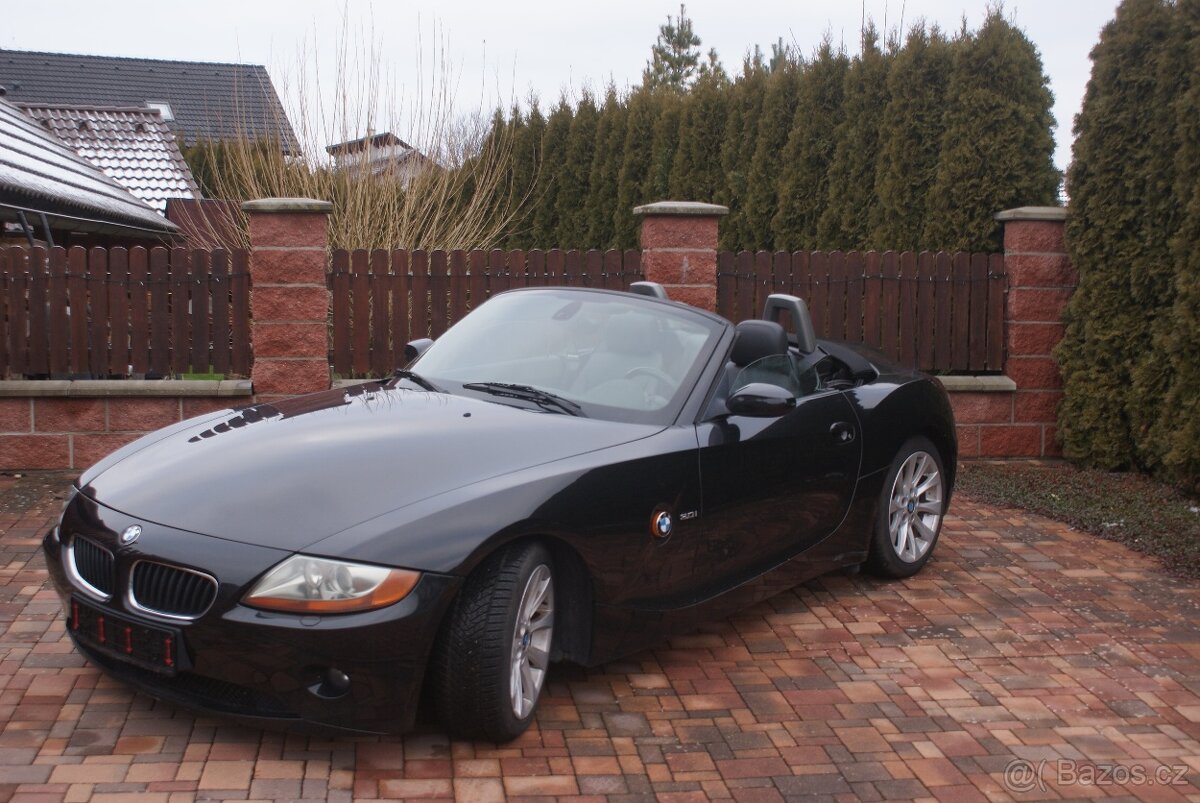 BMW Z4 3.0i (170kw) manuál, dovoz DE, XENONY, TOP STAV - Chrudim | Bazoš.cz