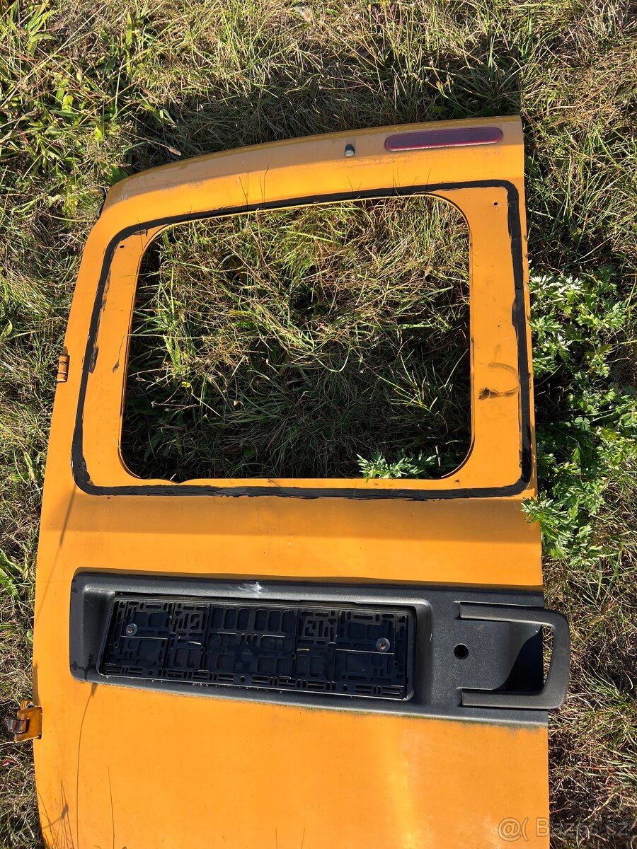 Fiat DOBLO - OPEL COMBO ZADNI DVERE - Louny | Bazoš.cz