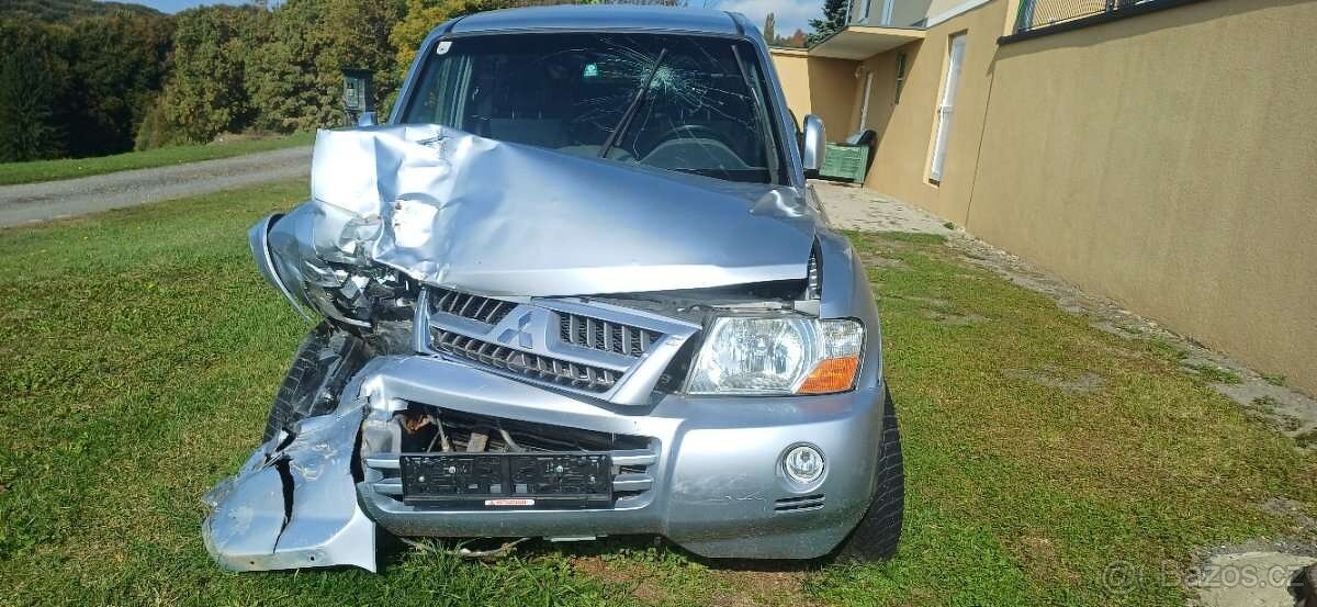 Pajero 3,2did - Slovensko | Bazoš.cz