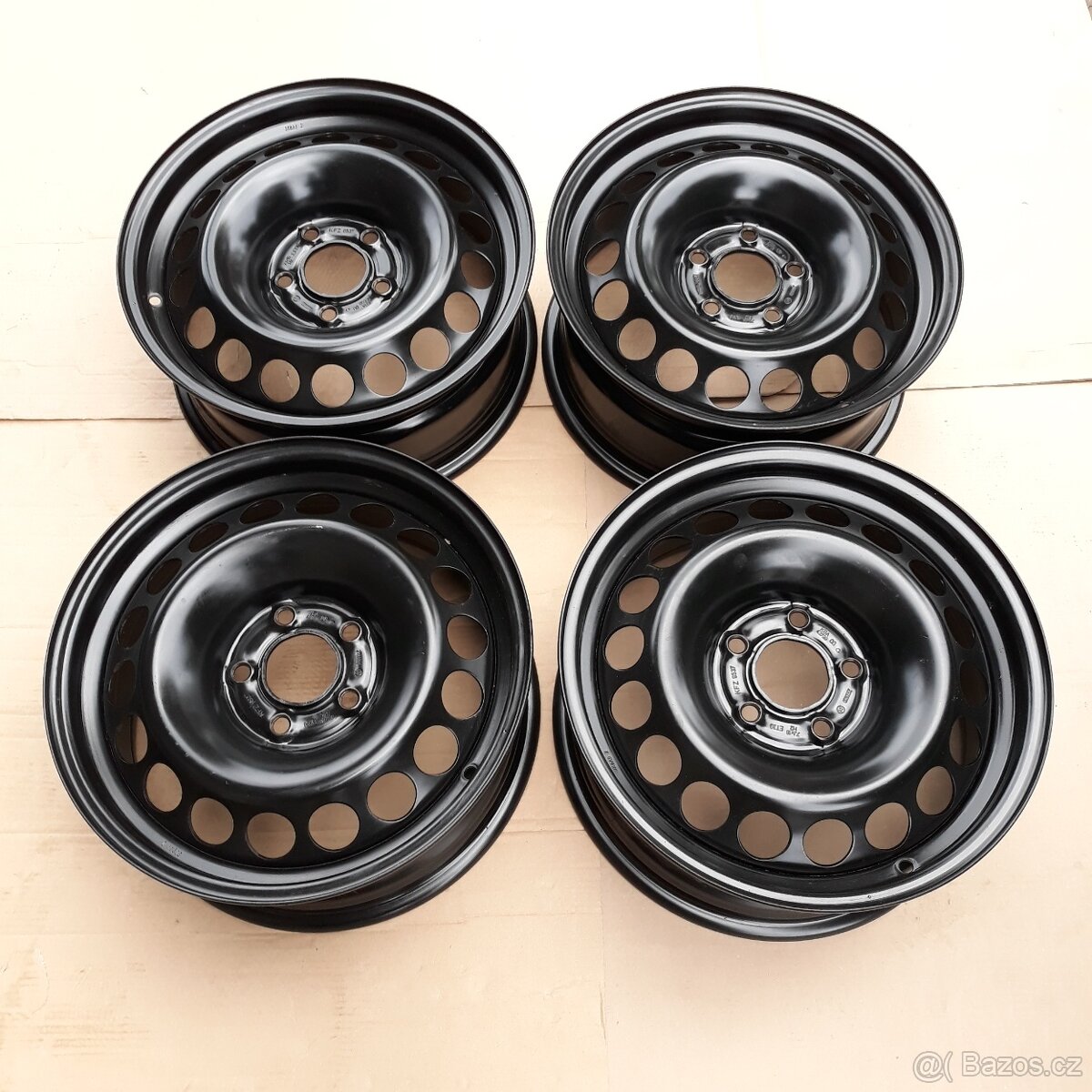 16 disky Audi A4 B8,B9 - Pelhřimov | Bazoš.cz
