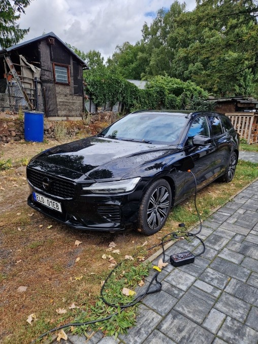 V60 T8 R-Design Black edition 2020 - Teplice | Bazoš.cz