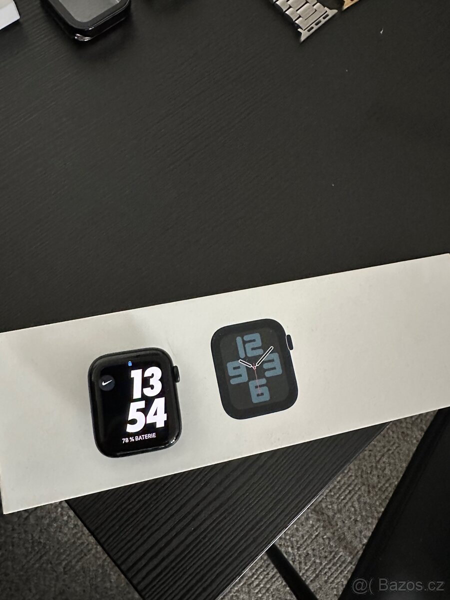Apple Watch SE 44 mm 2025 - Chomutov | Bazoš.cz