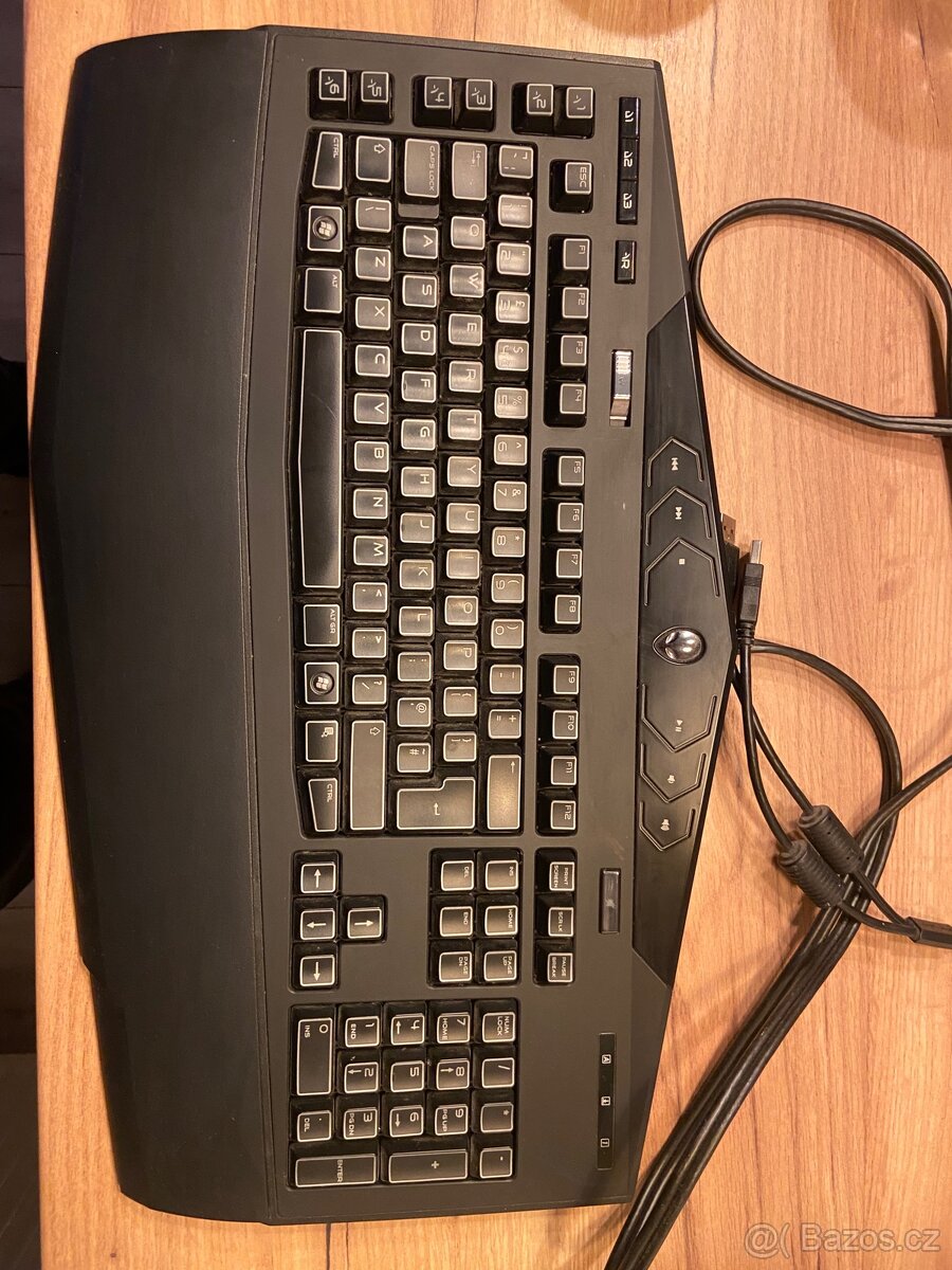 Herní klávesnice Alienware - Děčín | Bazoš.cz