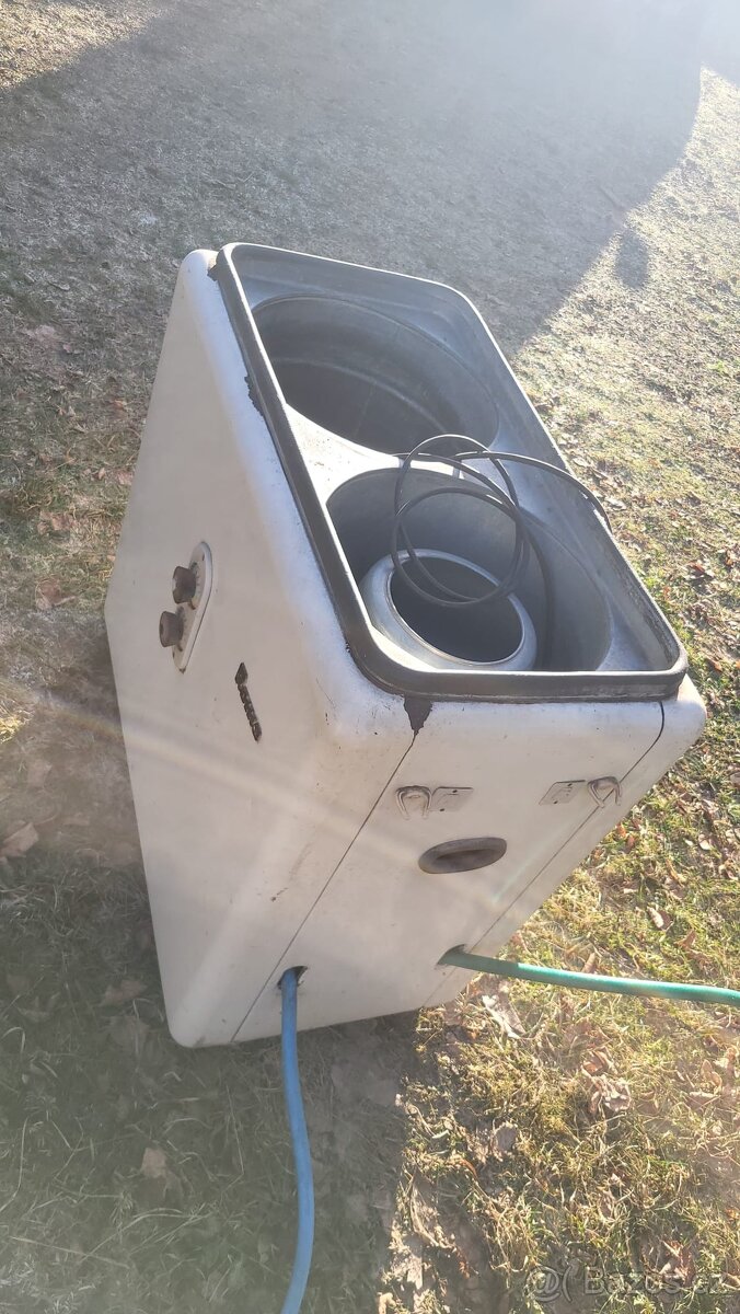 Starší pračka ROMO – dvoukomorová, retro - Náchod | Bazoš.cz