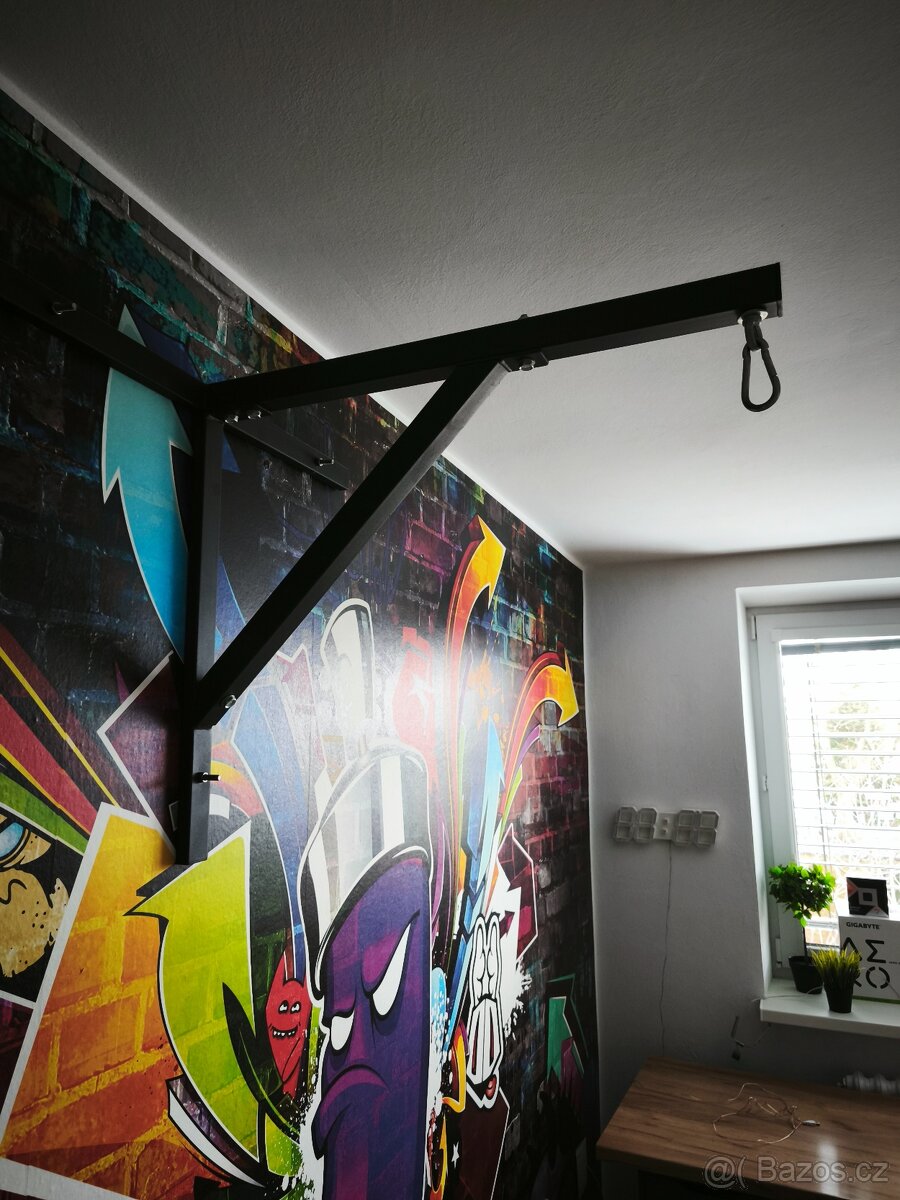 Boxovací pytel s držákem - Břeclav | Bazoš.cz