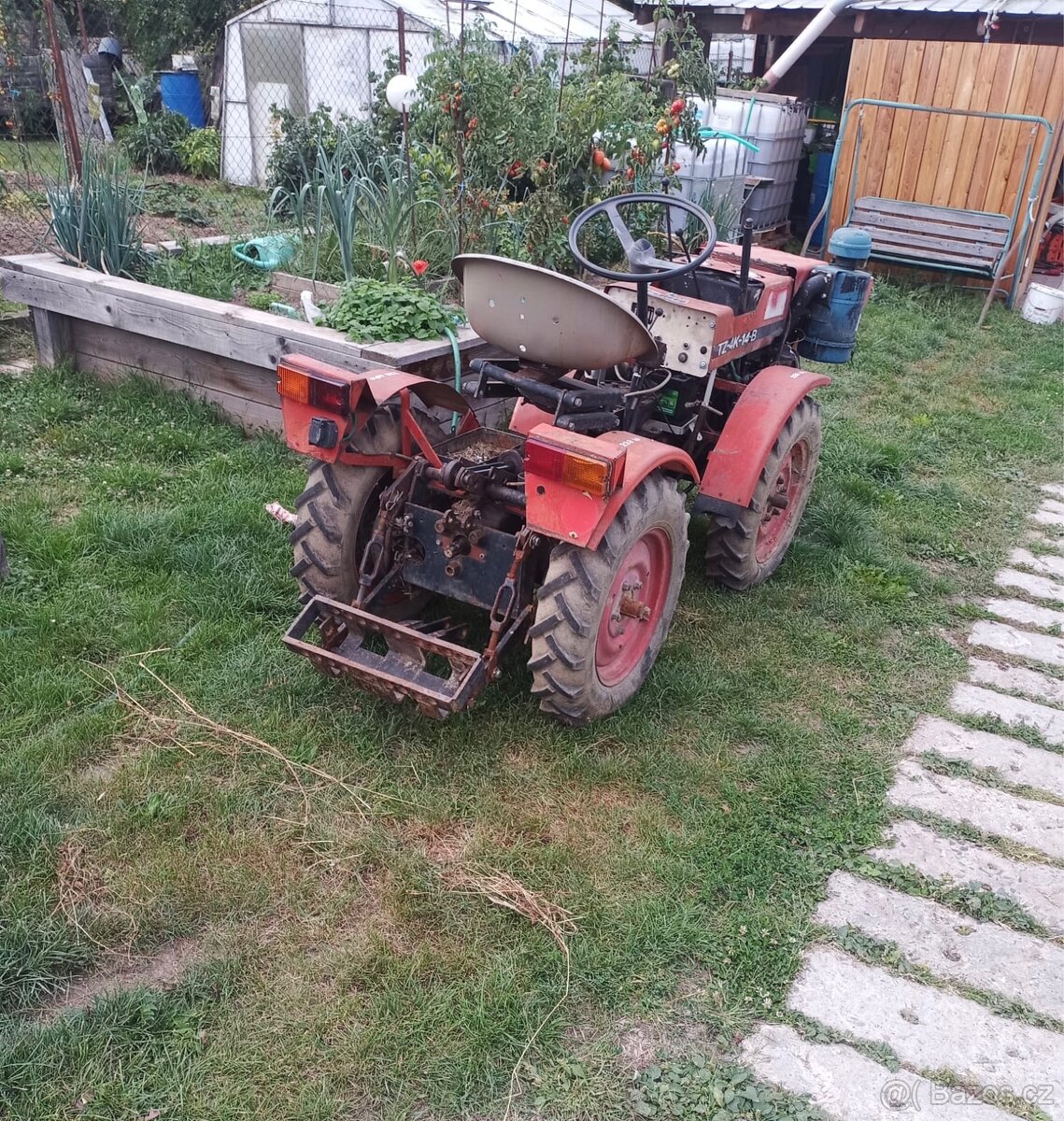 Malotraktor TZ-4K-14 s vlečkou - Olomouc | Bazoš.cz