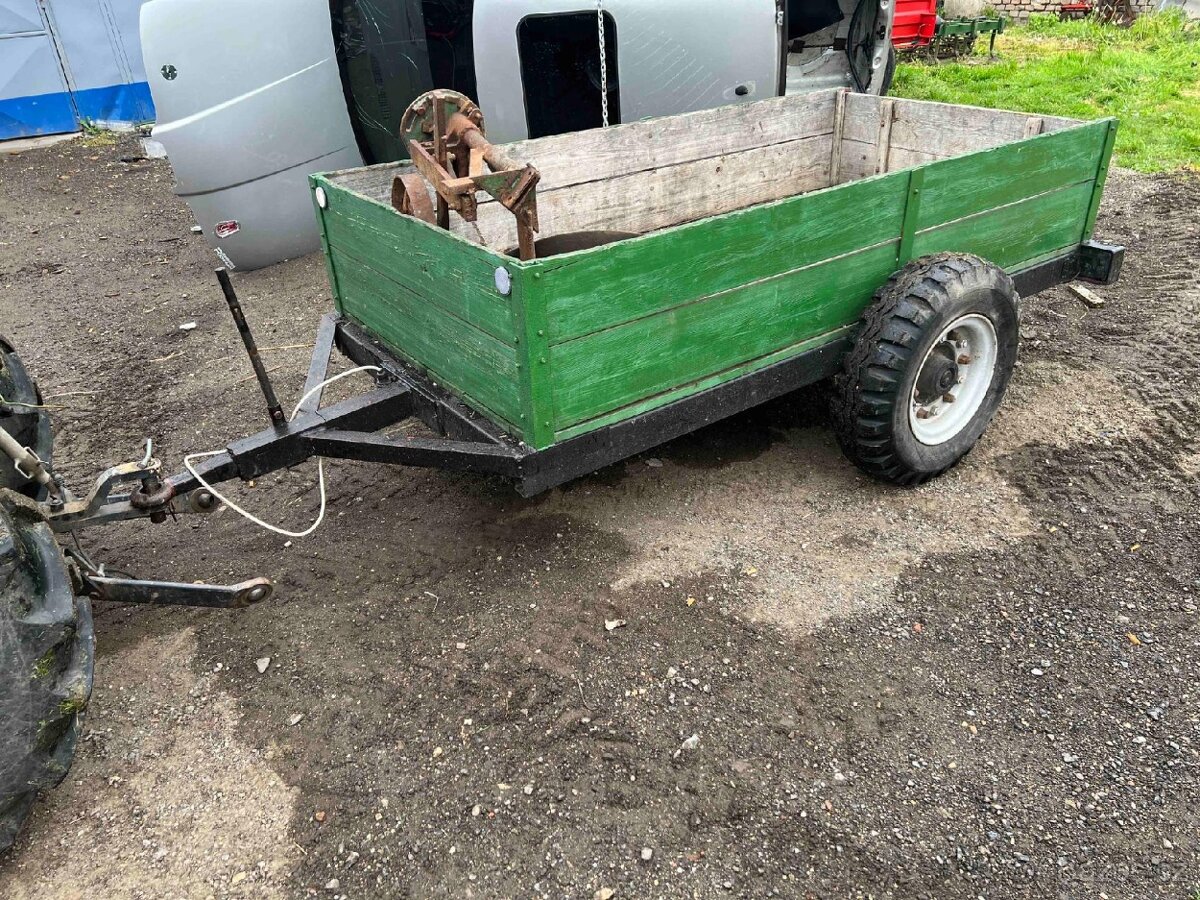 Vlečky za traktor / malotraktor i sklopka / pluh za TK - Břeclav | Bazoš.cz