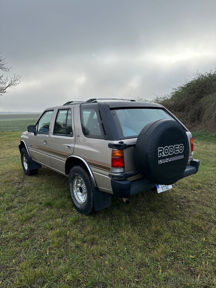 Isuzu Rodeo 4x4 - Litoměřice | Bazoš.cz