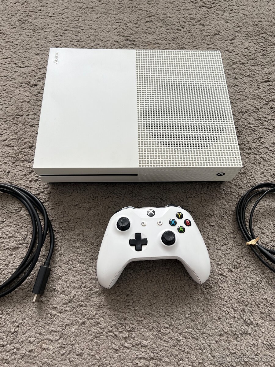Microsoft Xbox One S - Brno | Bazoš.cz