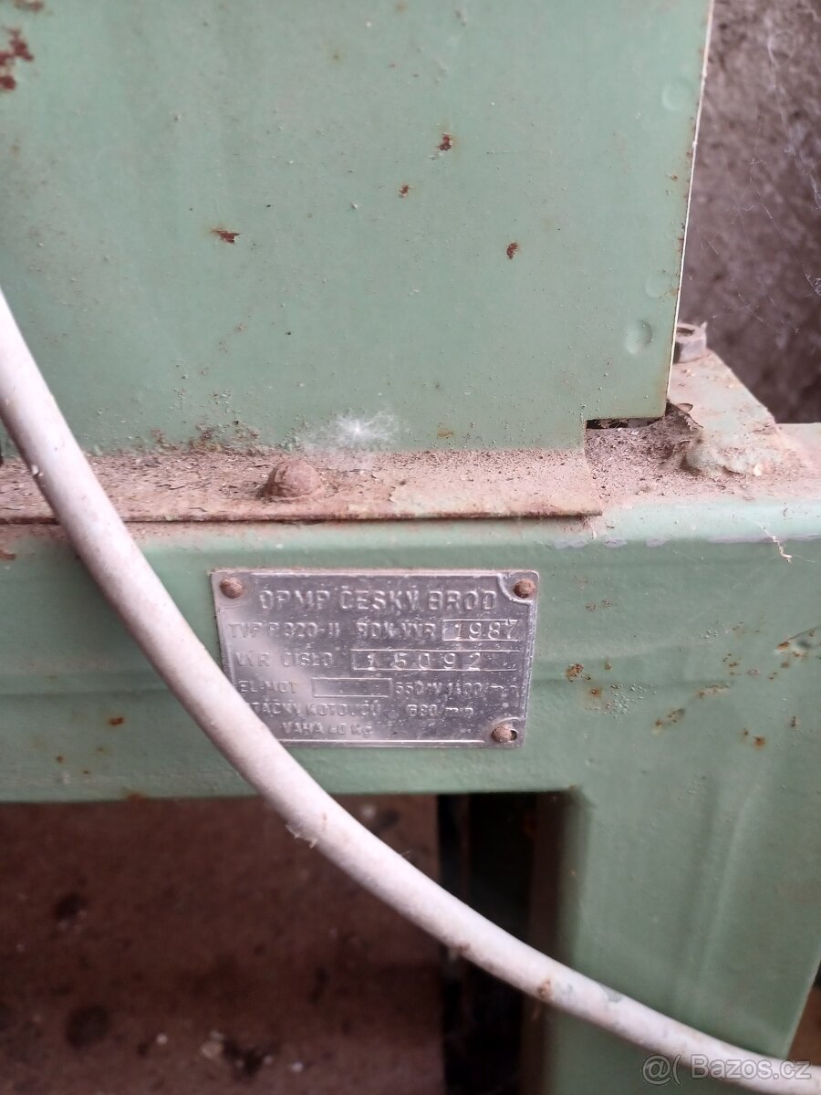 Pásová či oblouková pila na dřevo - Brno venkov | Bazoš.cz