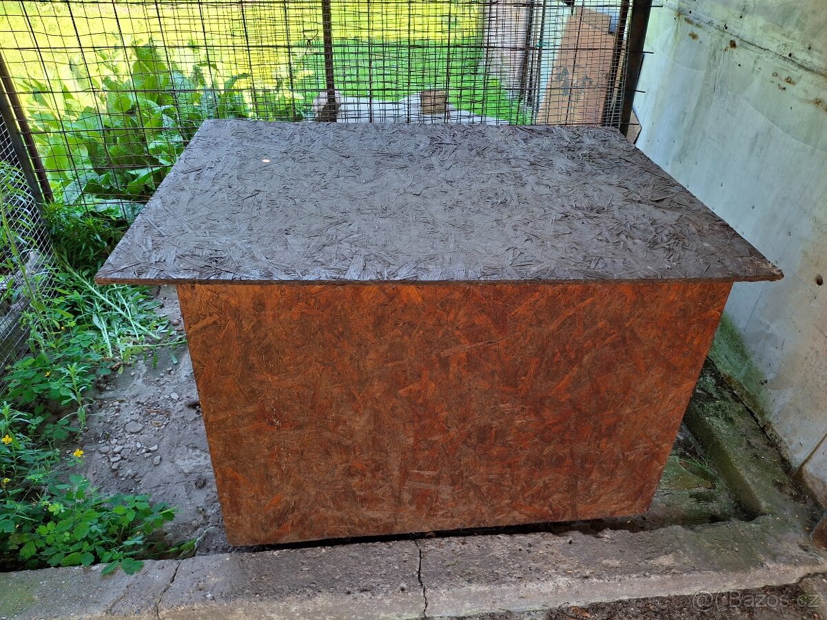 Psí bouda za odvoz - Kolín | Bazoš.cz