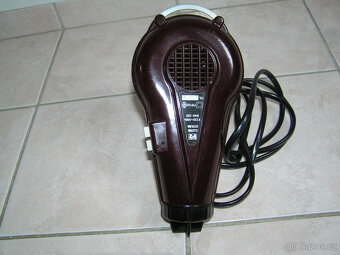 Fén 521 Stanislav Lachman - Náchod | Bazoš.cz