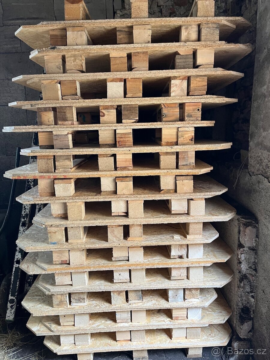 Osb desky na paletě - Litoměřice | Bazoš.cz