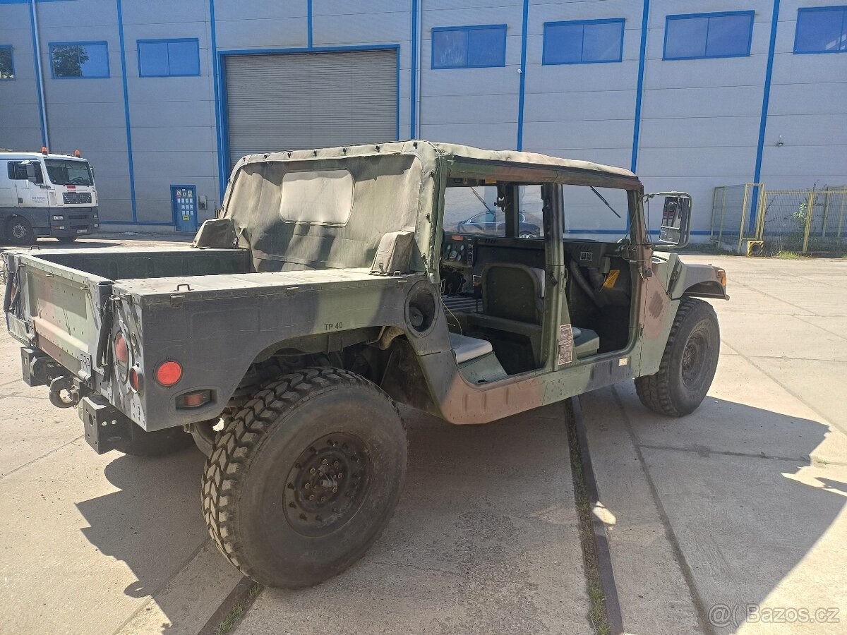 HMMWV - Kladno | Bazoš.cz