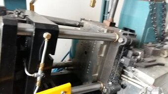 Licí stroj na zinek (8100) - Brno | Bazoš.cz