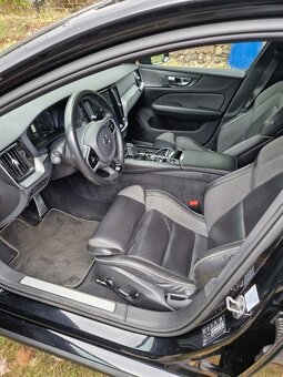 V60 T8 R-Design Black edition 2020 - Teplice | Bazoš.cz