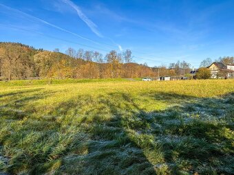 Prodej stavebního pozemku blízko Vsetína – 1 056 m² - Vsetín | Bazoš.cz