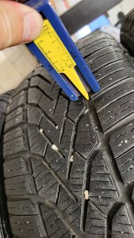 Zimní sada kol 4X98 s pneu 185/60R15 vzorek cca 6mm - České Budějovice | Bazoš.cz