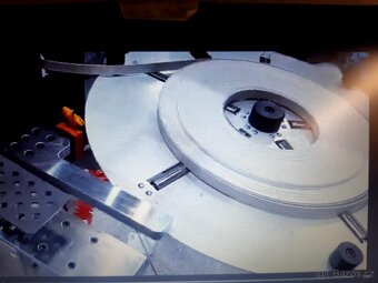 Olepovačka 3,3 m předfréz a růžkování 2 x nádoba na lepid. - Náchod ...