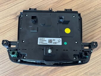 TFT display Open Insignia B 39099171 - Karlovy Vary | Bazoš.cz