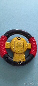 Lol auto - závodní s panenkou na ovládání - Ústí nad Orlicí | Bazoš.cz