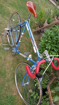 Silniční zavodní kolo Favorit F1 Speciál 1976 po renovaci. - Hradec Králové | Bazoš.cz