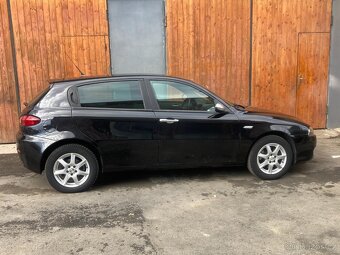 ALFA ROMEO 147Ti 1,6i 16V po servise - Praha 10 | Bazoš.cz